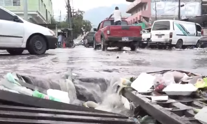 Fuertes Lluvias Provocan Inundaciones En San Pedro Sula Producto De La