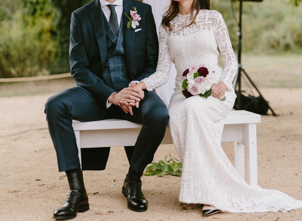 Novia fue infiel en plena boda con el tío de su prometido: el novio descubrió la escena - HCH.TV