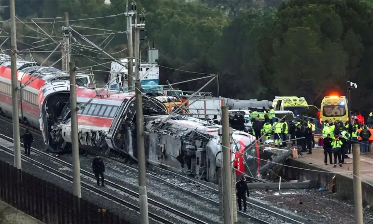 Choque de dos trenes en España: sube a 39 los muertos